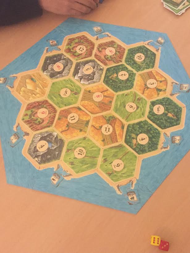 Catan – Review – Elusive Meeple