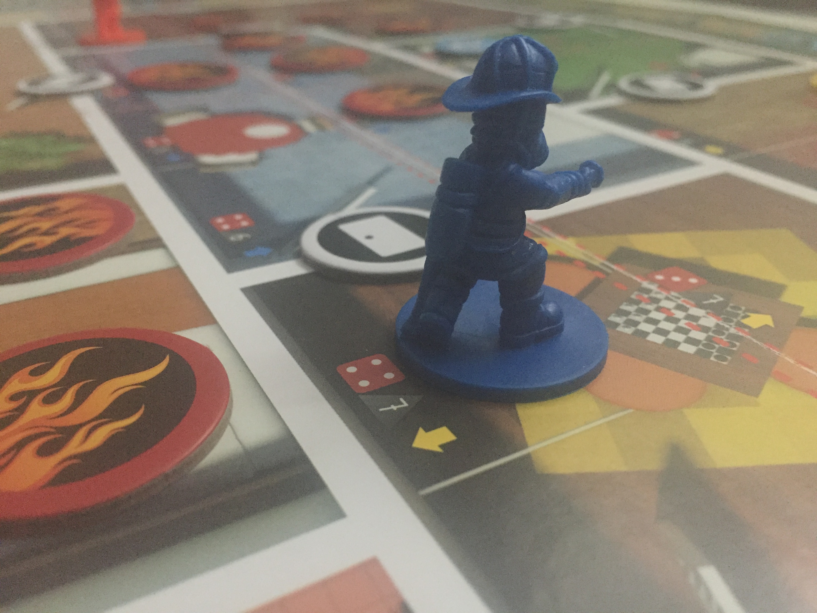 Flashpoint: Fire Rescue – Review – Elusive Meeple